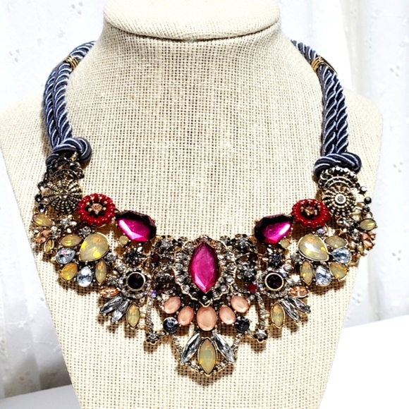 Unbranded | Jewelry | Crystal Bib Necklace | Poshmark